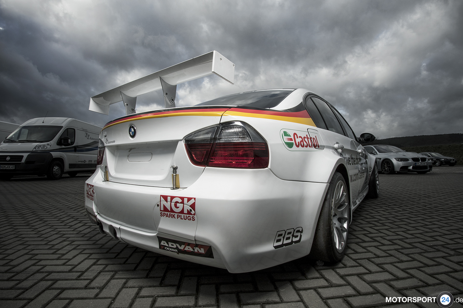 BMW E90 320si WTCC | MOTORSPORT24 - Hochwertige Rennsport Teile seit 2006